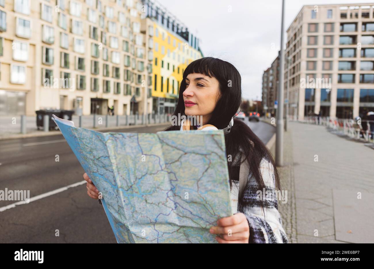 Exploring map hi-res stock photography and images - Alamy