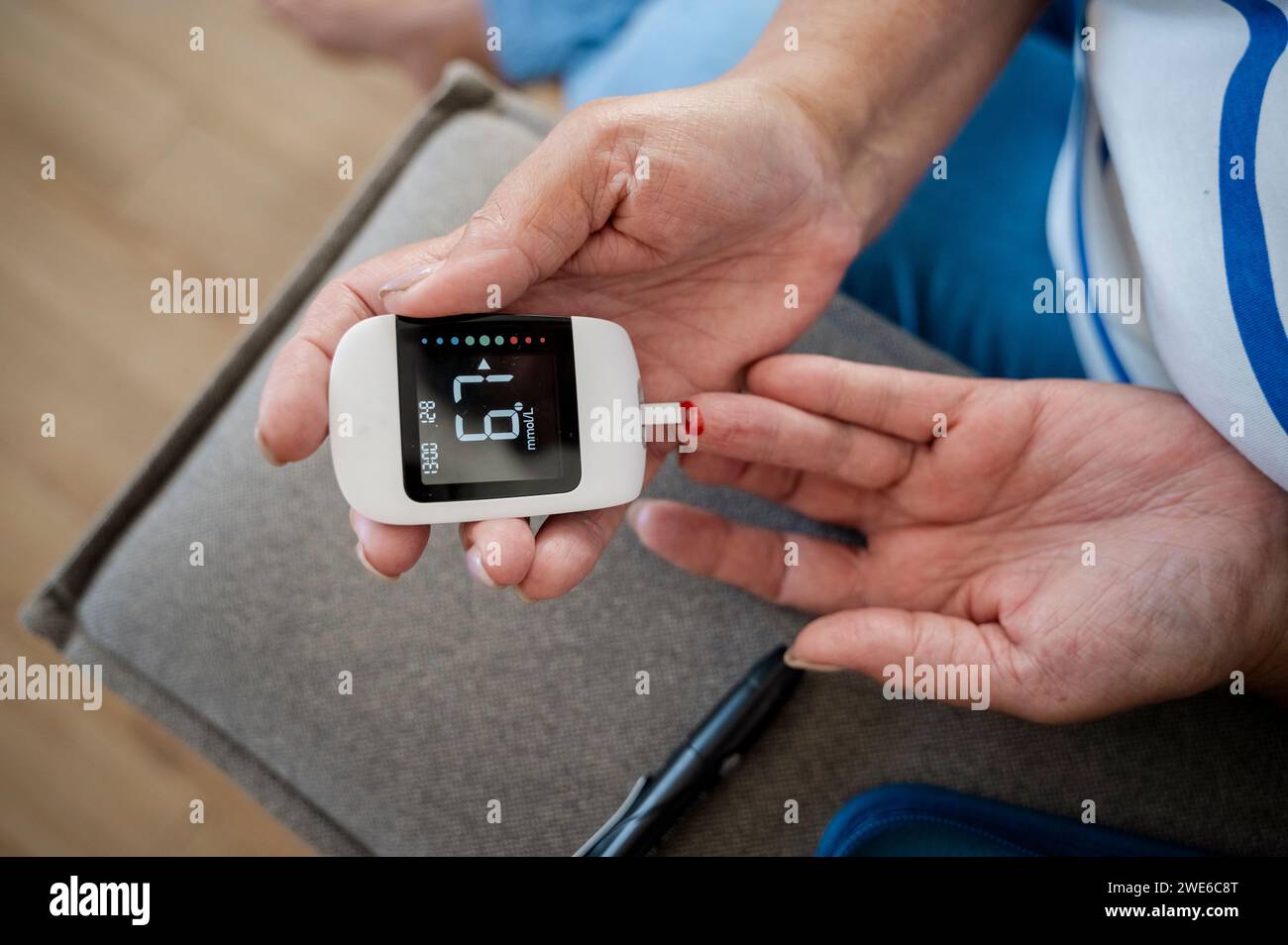 Using glucometer hi-res stock photography and images - Alamy