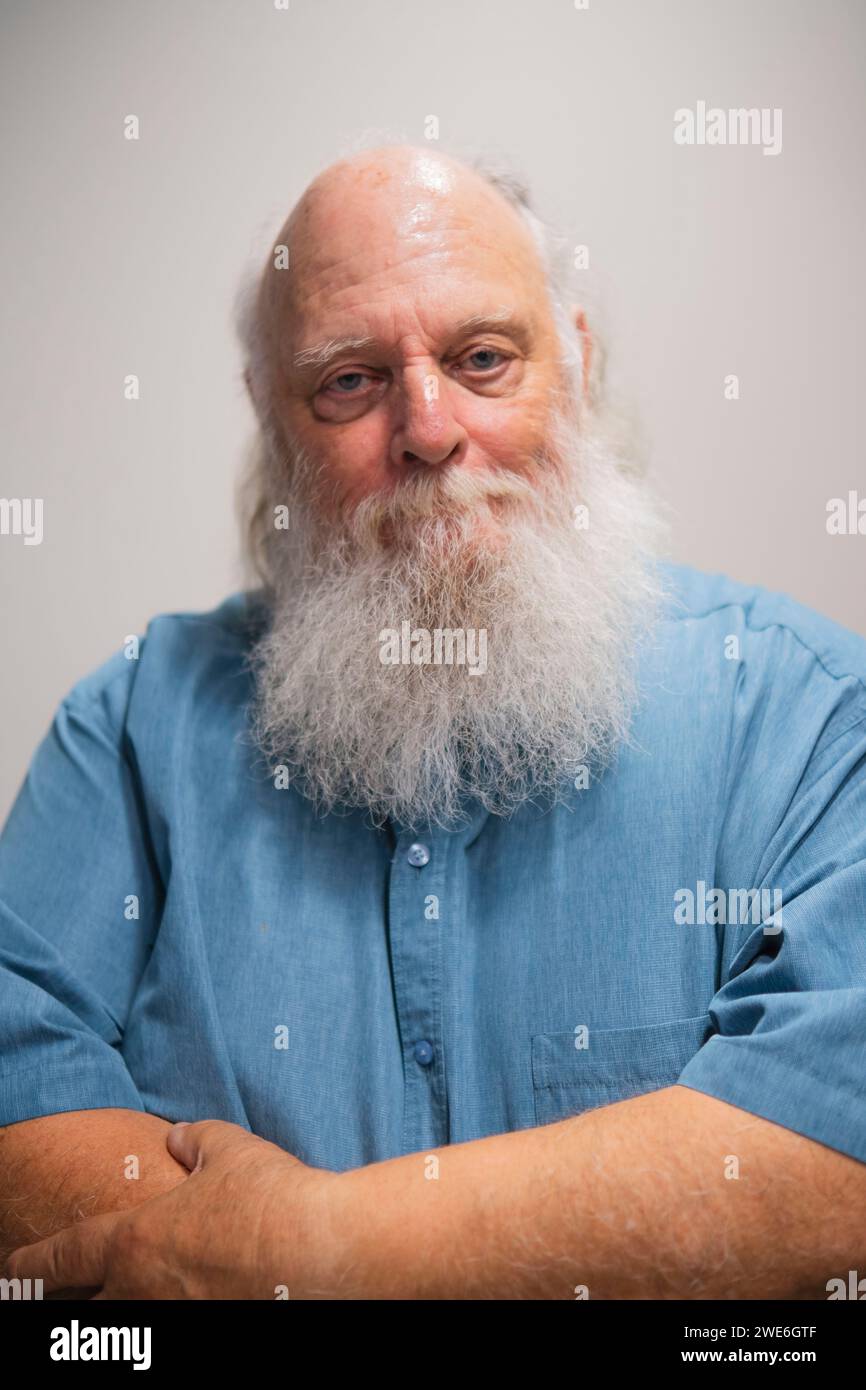 Senior with beard hi-res stock photography and images - Alamy
