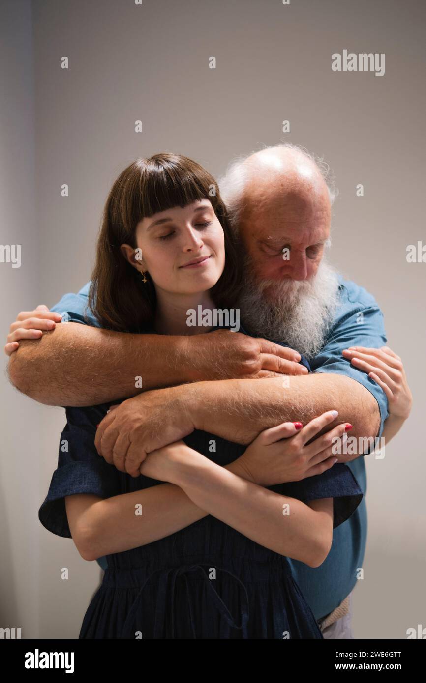 Adult daughter hugging senior hi-res stock photography and images - Alamy