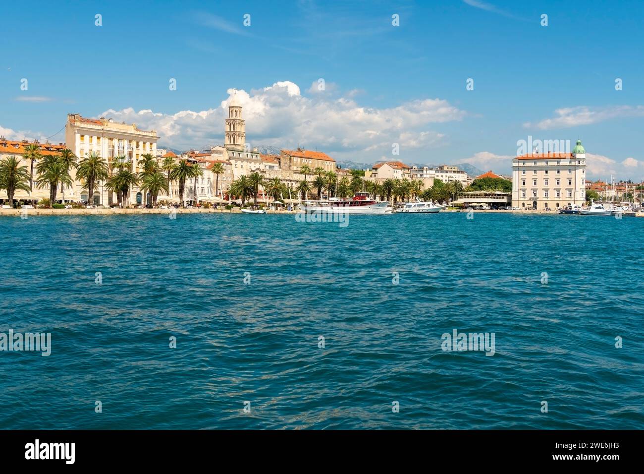 Split county hi-res stock photography and images - Alamy