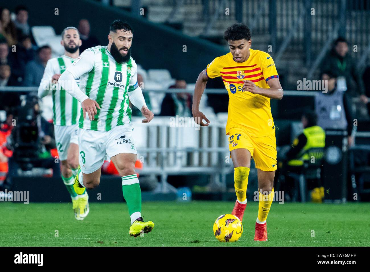 Nabil Fekir (L) of Real Betis and Lamine Yamal (R) of FC Barcelona seen ...