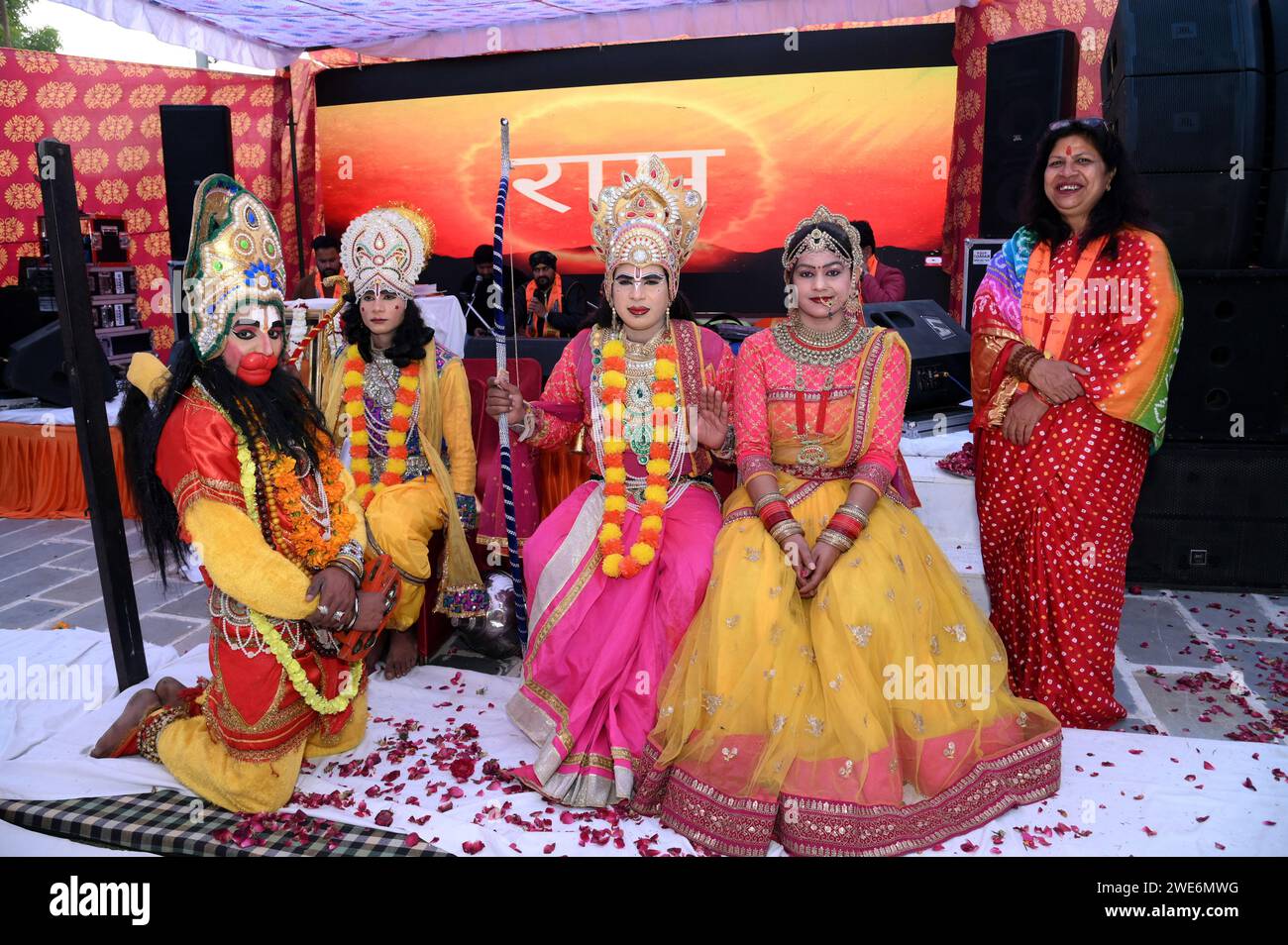 Veer hanuman temple hi-res stock photography and images - Alamy