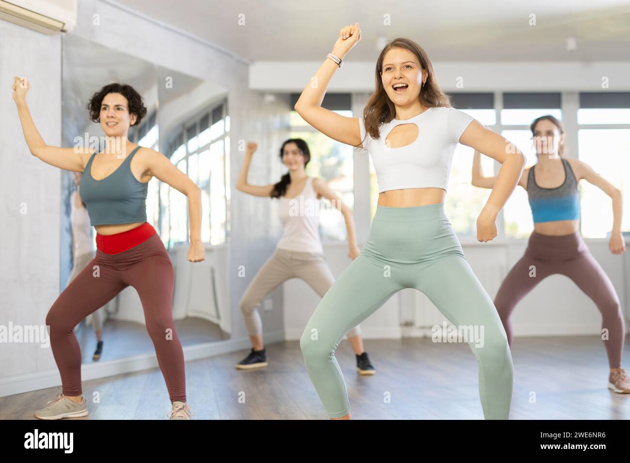 Group of women dancing dancehall in studio Stock Photo - Alamy