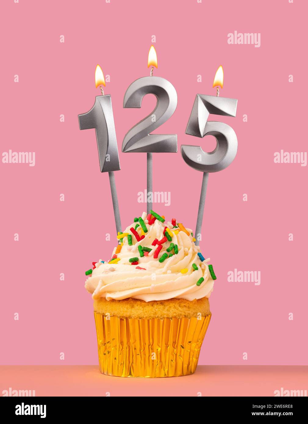 Card number 125 hi-res stock photography and images - Alamy