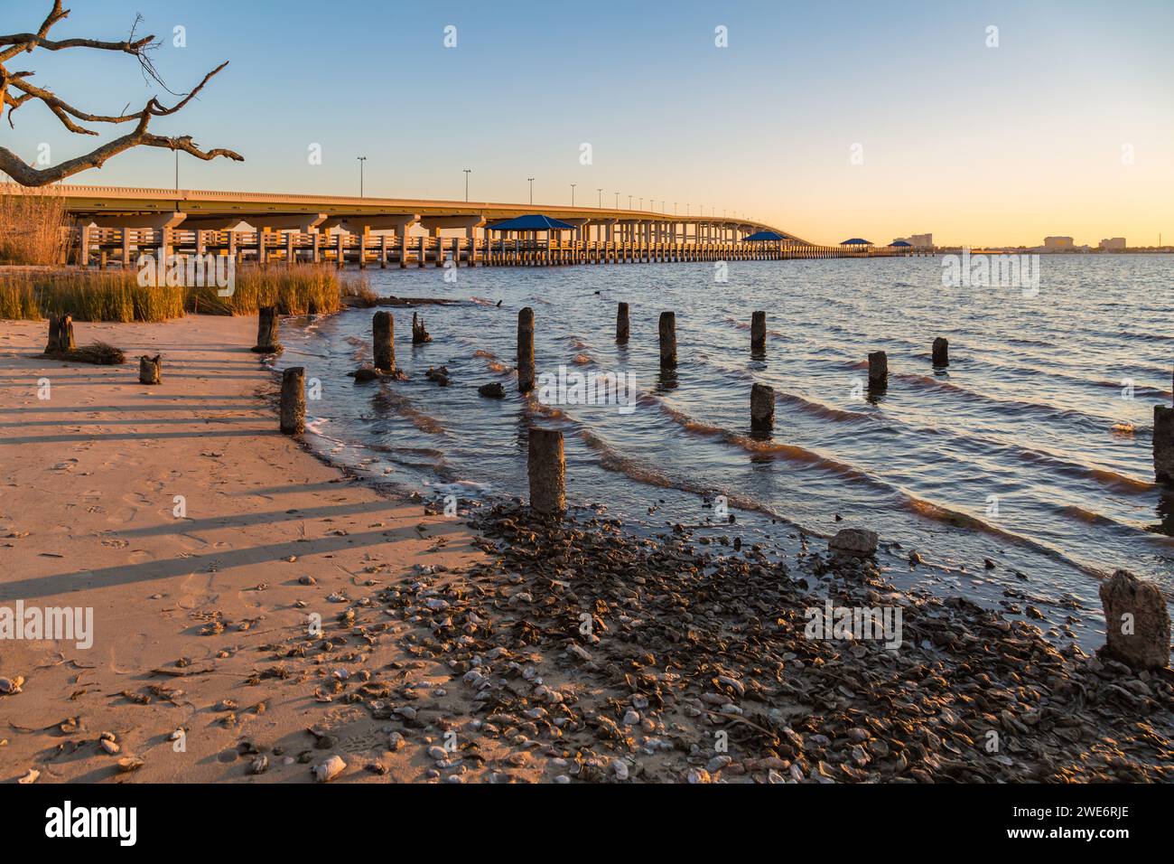 Piings hi-res stock photography and images - Alamy