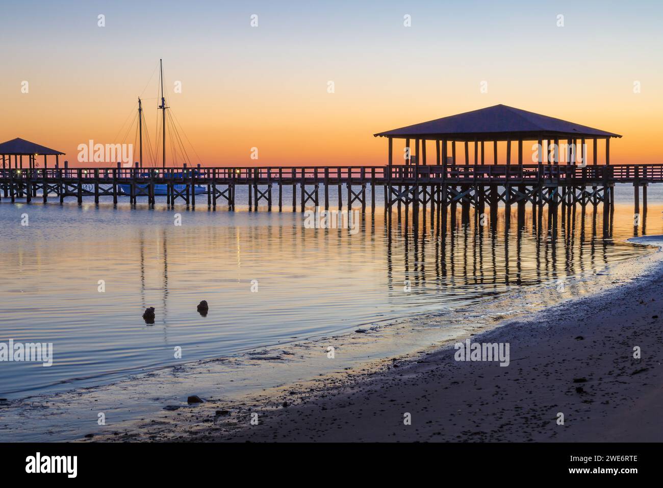 Biloxi schooner pier complex hi-res stock photography and images - Alamy