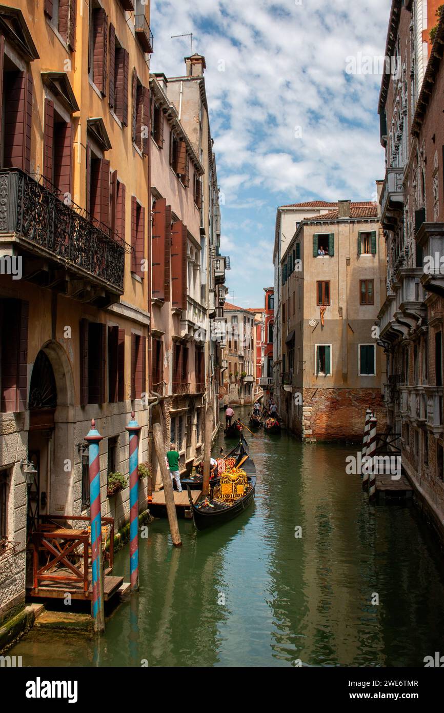 Ponte dei barcaroli hi-res stock photography and images - Alamy