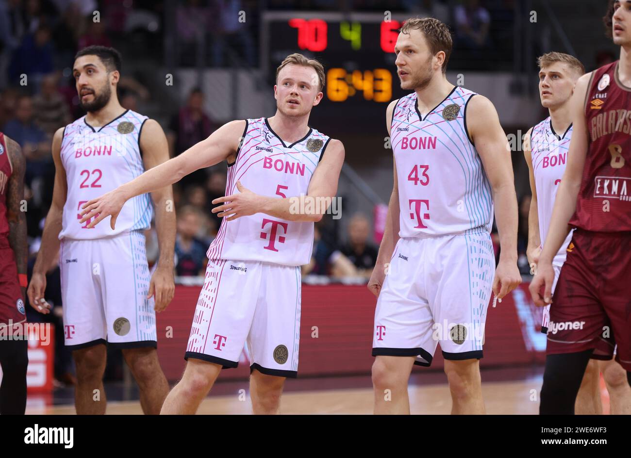 Bonn, Deutschland. 23rd Jan, 2024. Noah Kirkwood (Bonn), Harald Frey ...