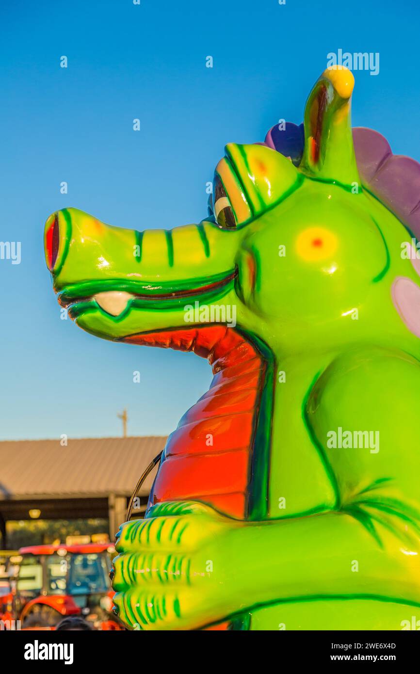 Dragon roller coaster ride hi-res stock photography and images - Alamy