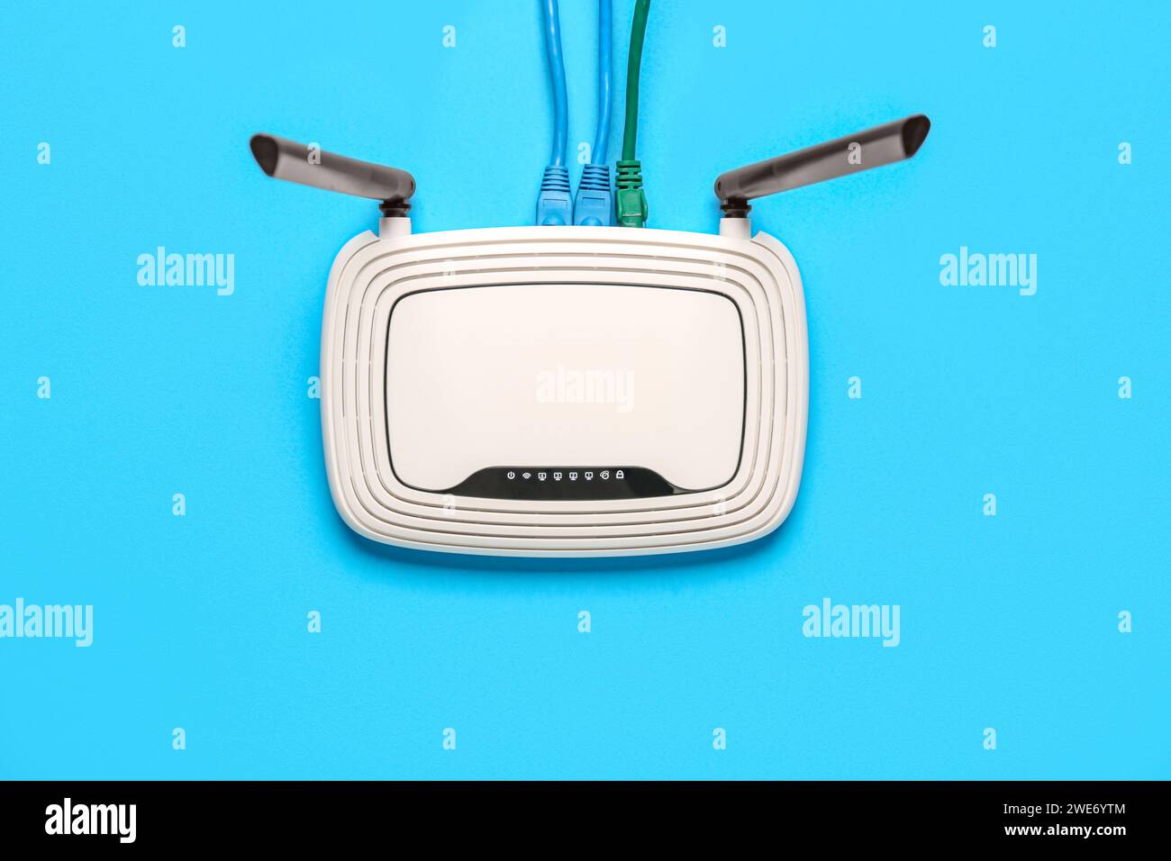 Routing cables hi-res stock photography and images - Alamy