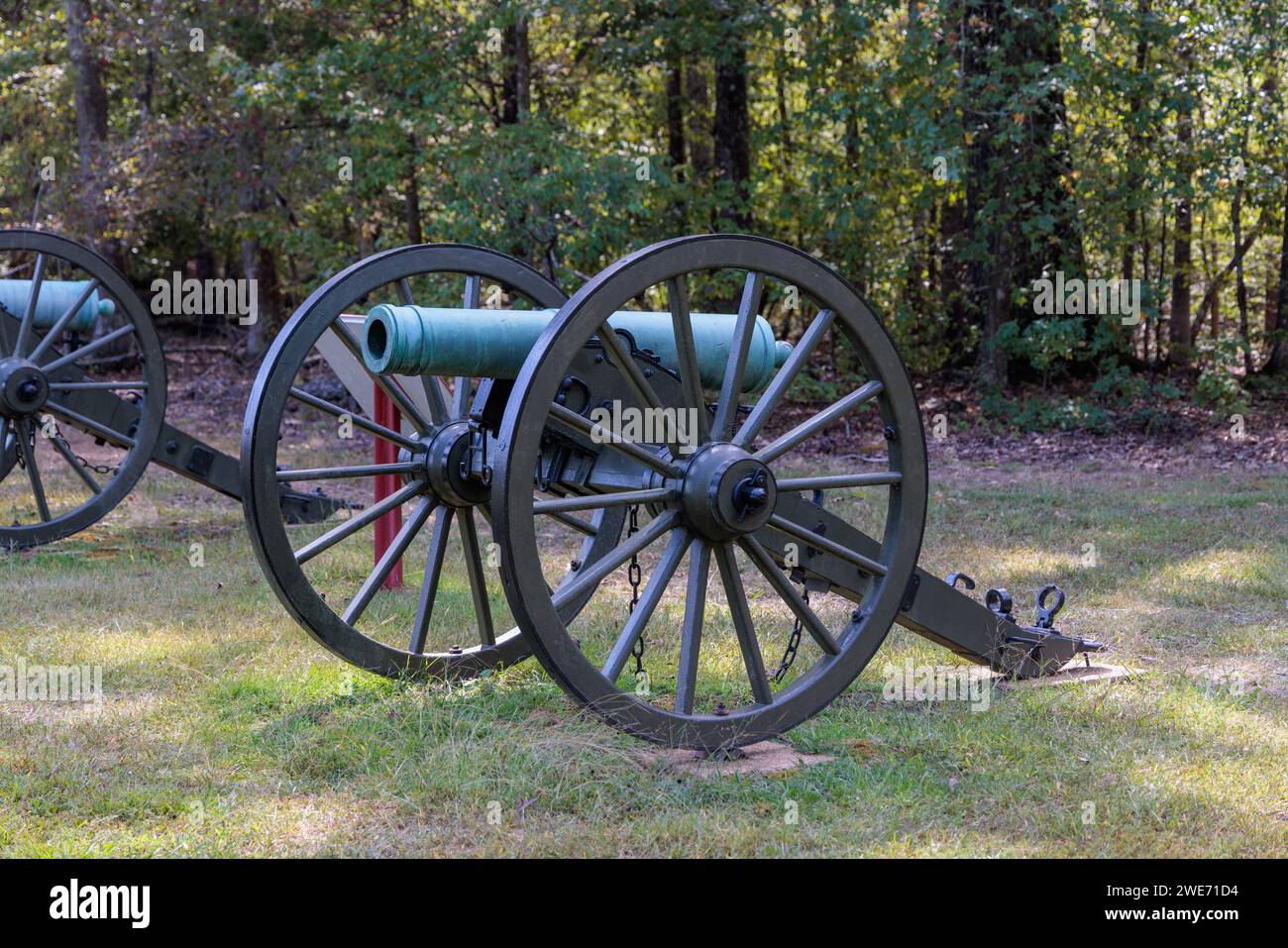 Cannons on the battlefield at the Shiloh National Military Park in ...