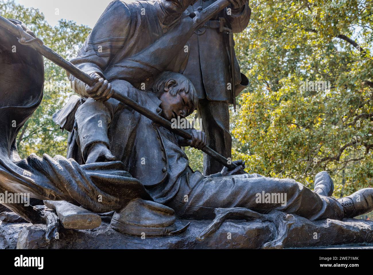Close up detail of the Tennessee "Passing of Honor" Monument in the ...
