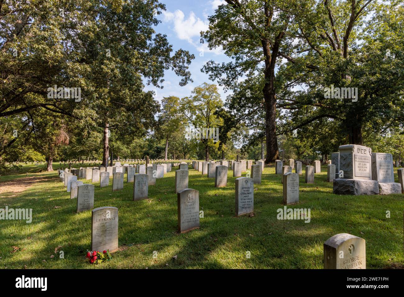 Grave stones in the US National Cemetery in Shiloh National Miiitary ...