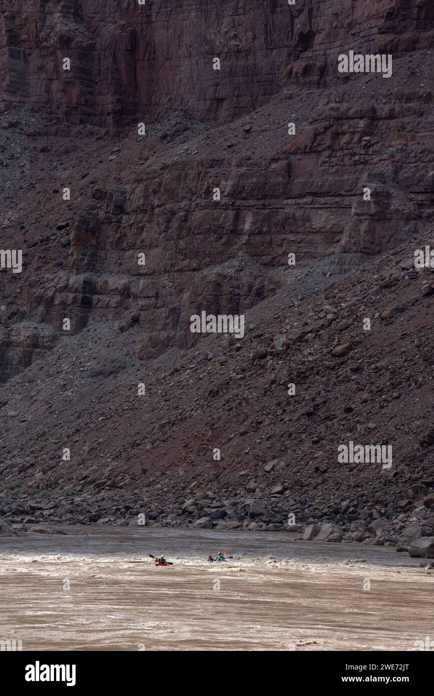 Kayaking on the Colorado River in Cataract Canyon, Utah Stock Photo - Alamy