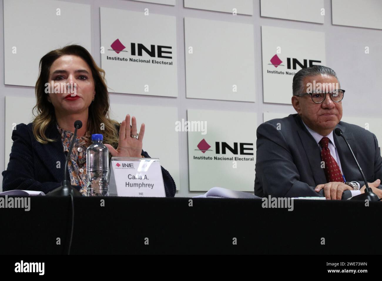 Credentialing process hi-res stock photography and images - Alamy