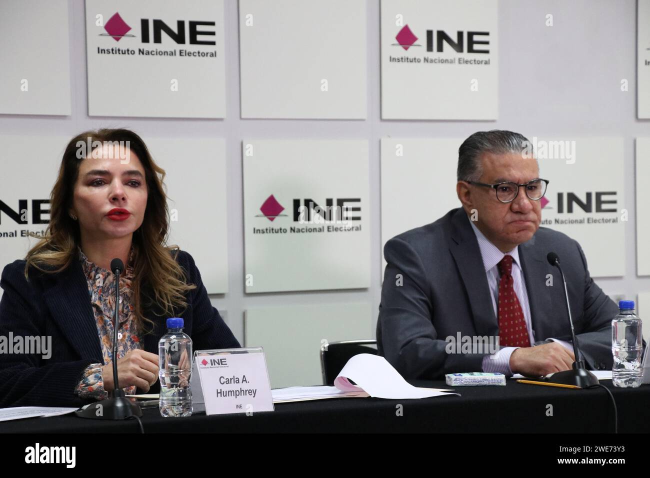 Credentialing process hi-res stock photography and images - Alamy