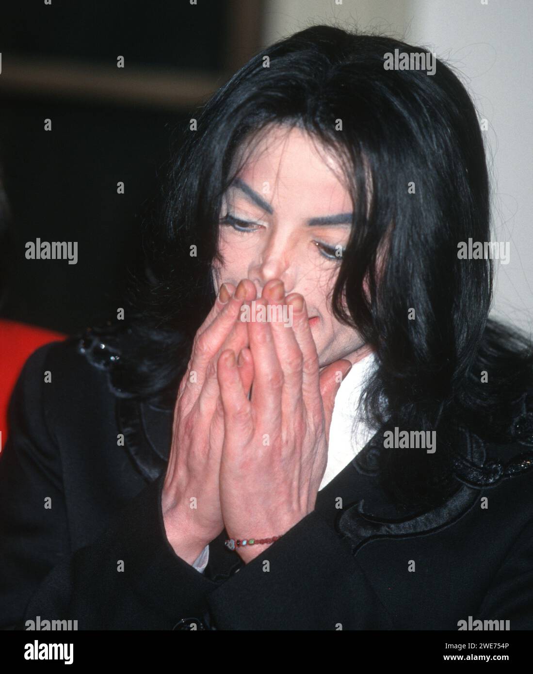 Michael jackson 2001 hi-res stock photography and images - Alamy