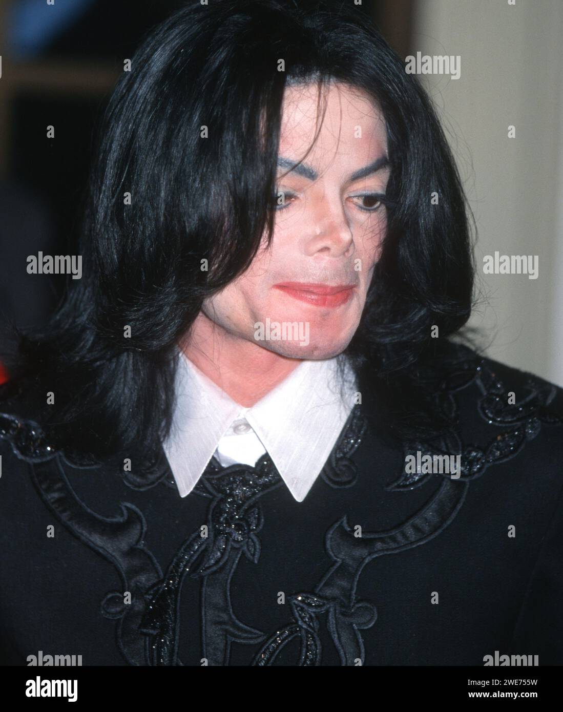 Michael jackson 2001 hi-res stock photography and images - Alamy