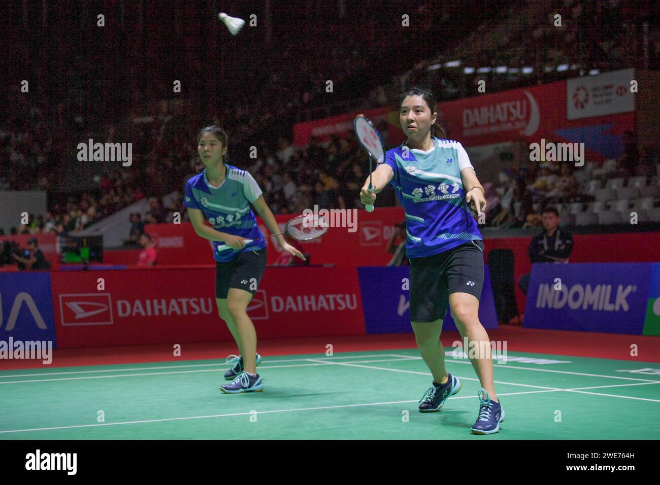 Jakarta, Indonesia. 23rd Jan, 2024. Chinese Taipei's Sung Shuo Yun/Yu Chien Hui (R) compete ...