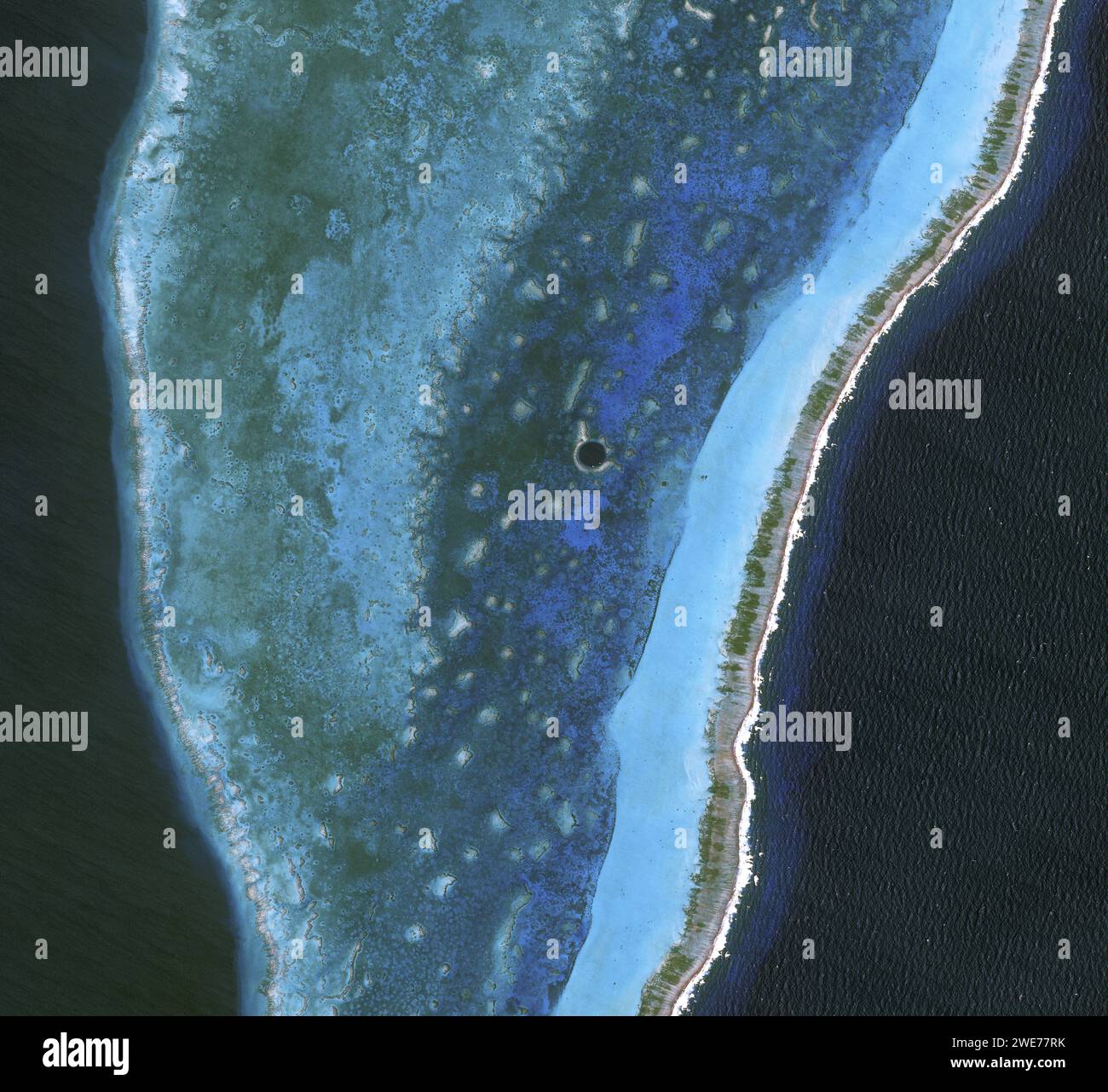 Great Blue Hole in Belize, satellite image Stock Photo - Alamy