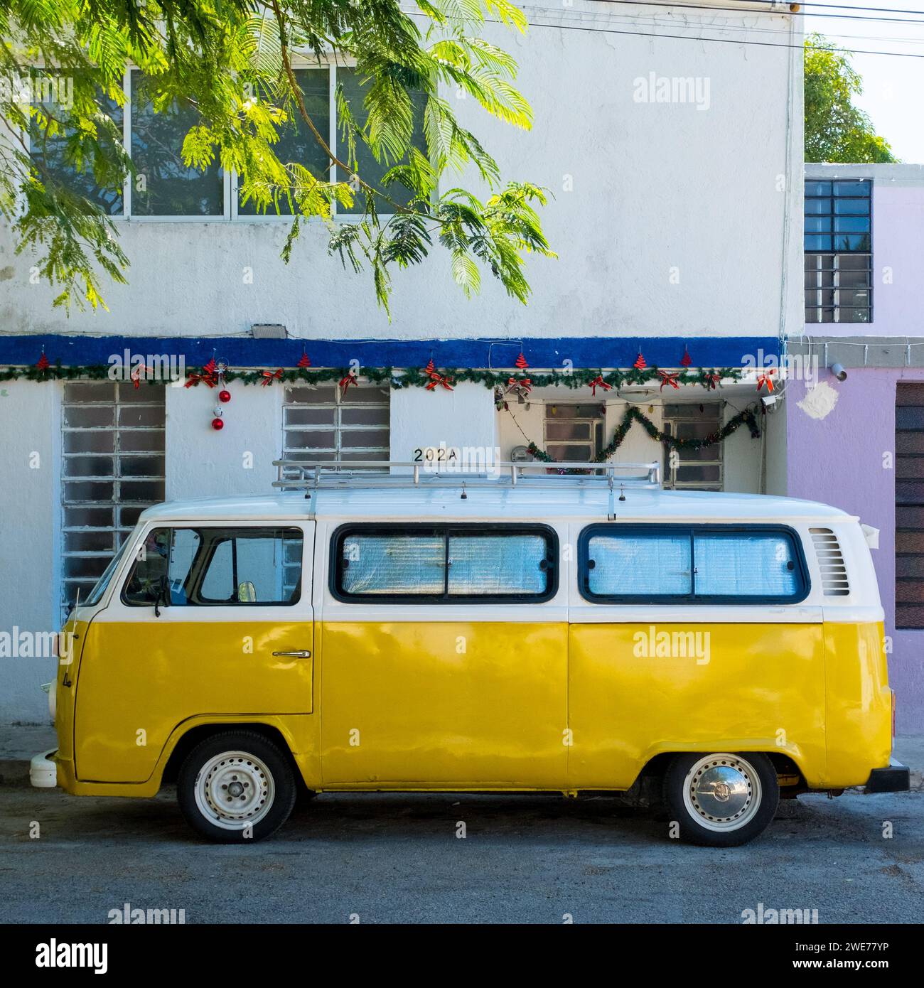 Volkswagen minibus , Merida Mexico Stock Photo - Alamy