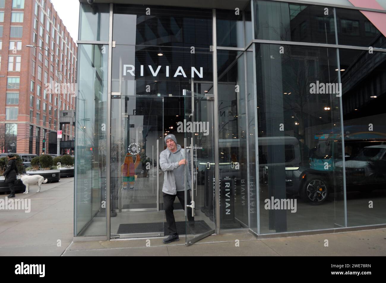 Rivian logo hi-res stock photography and images - Alamy