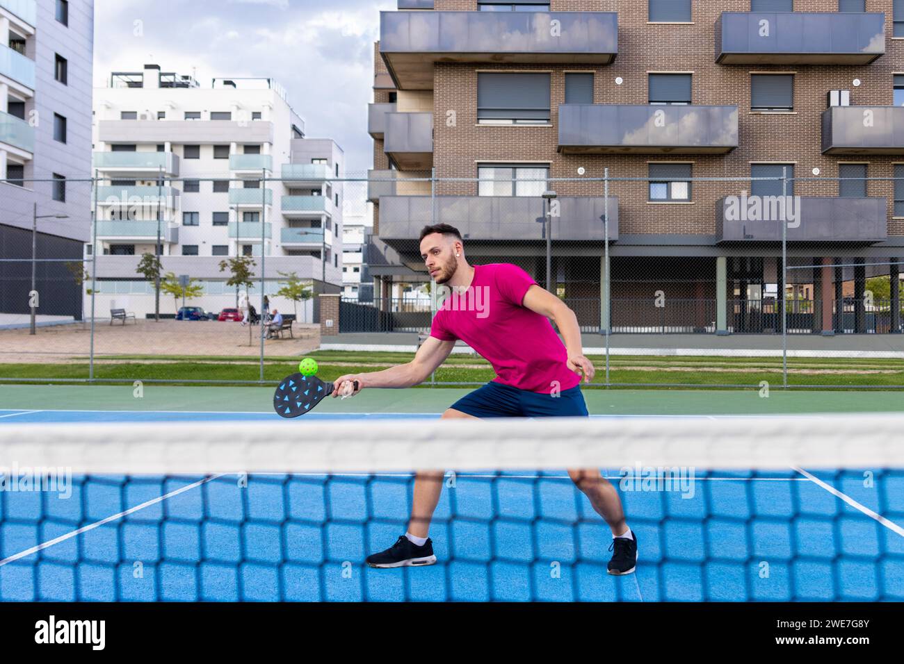 Man woman playing pickleball in hi-res stock photography and images - Alamy