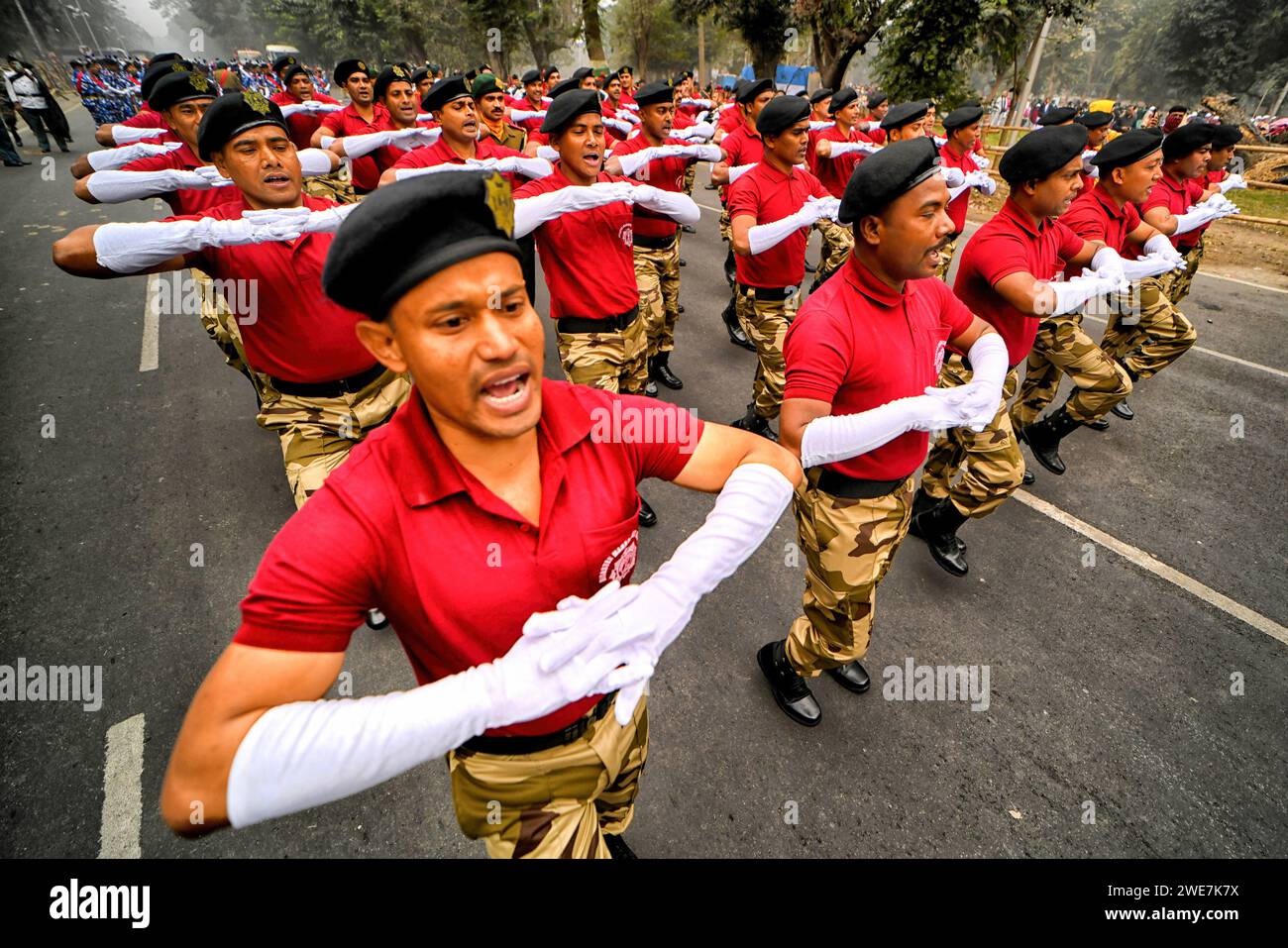 Army contingent hi-res stock photography and images - Alamy