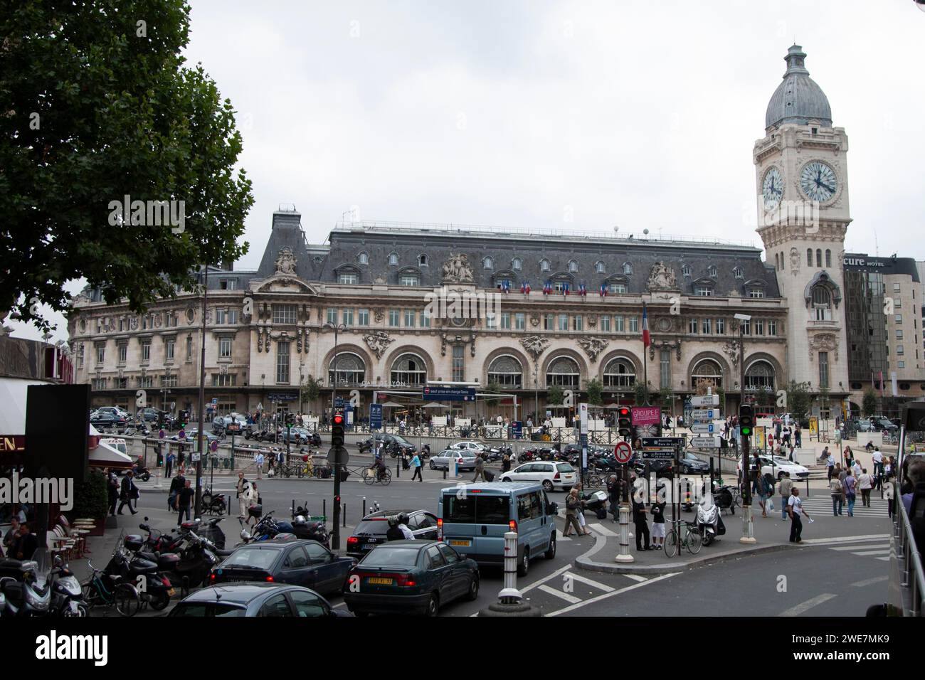 Lyon france city train hi-res stock photography and images - Alamy