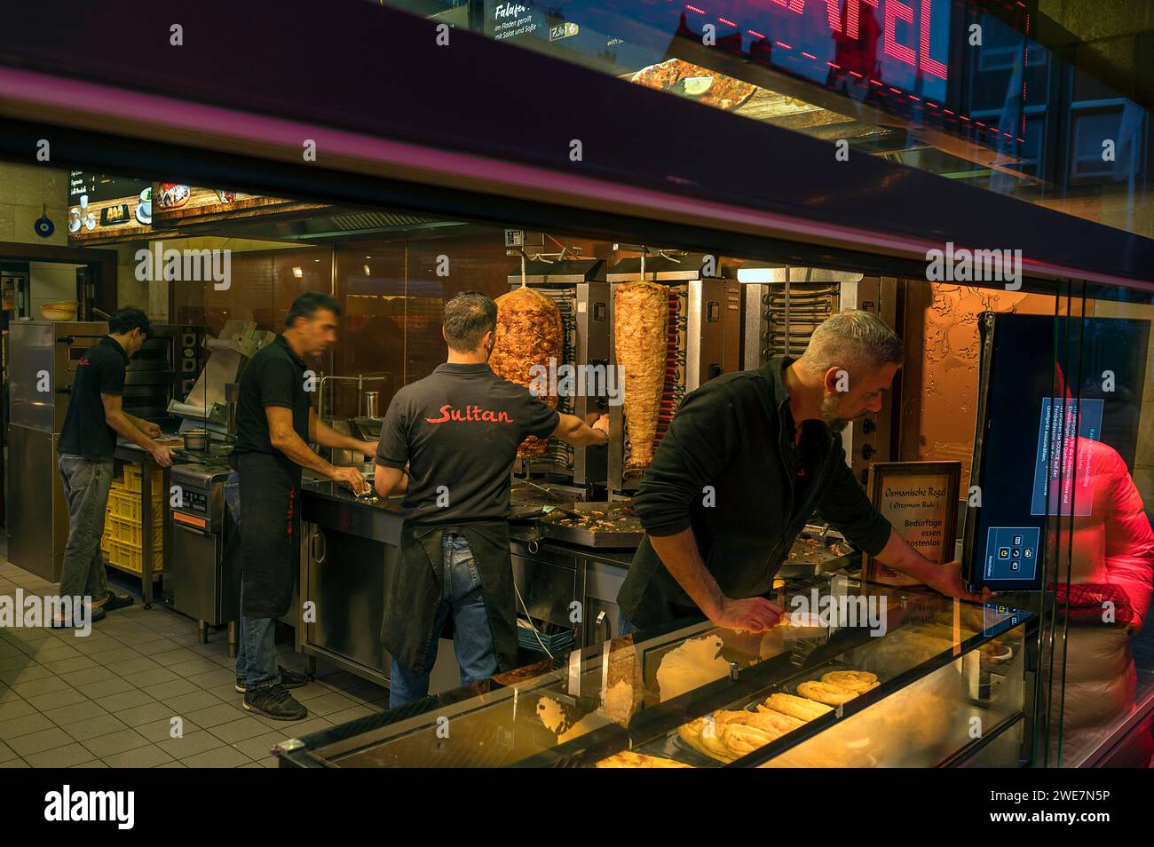 Kebab shop hi-res stock photography and images - Alamy
