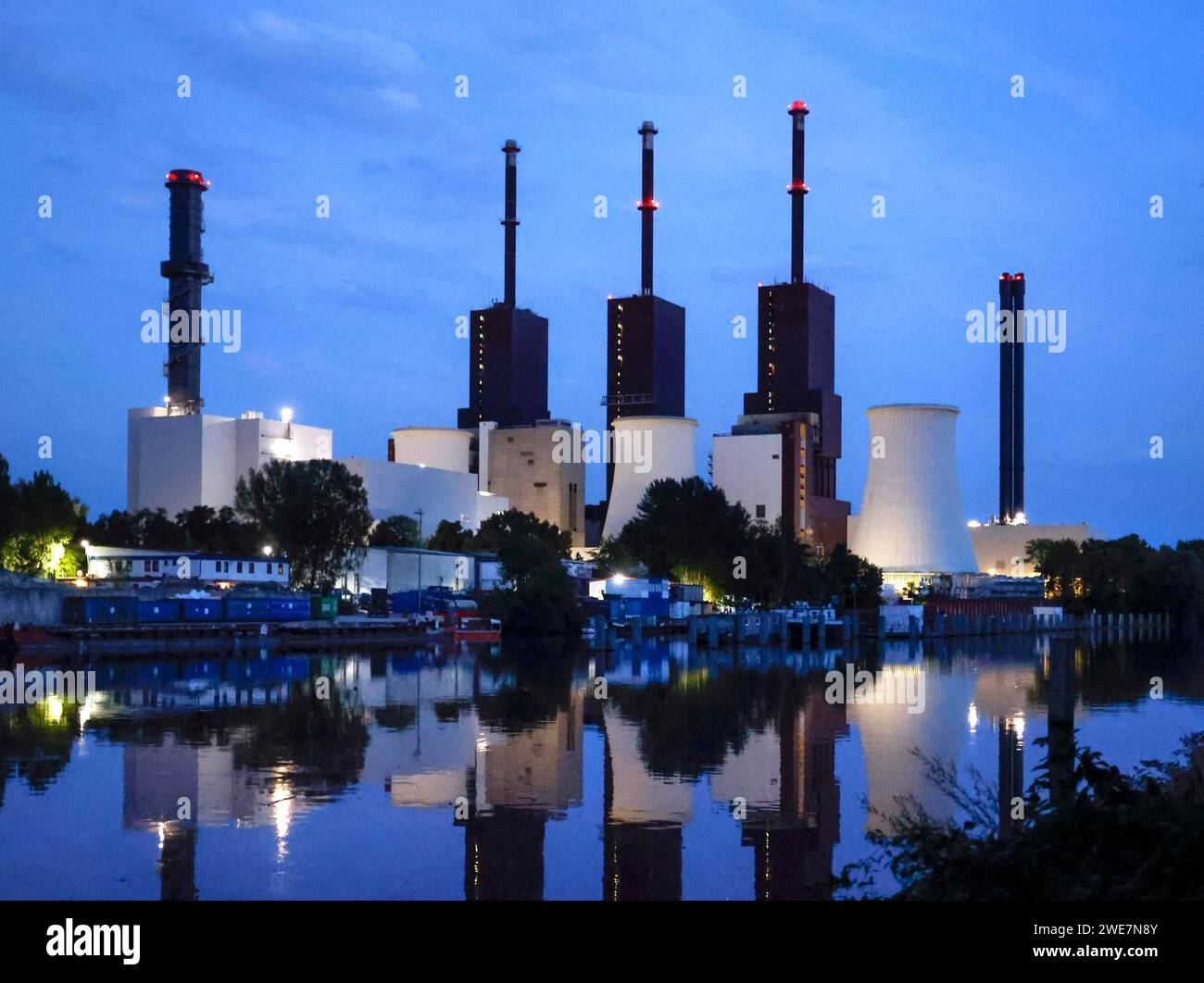 Vattenfall power plant berlin hi-res stock photography and images - Alamy