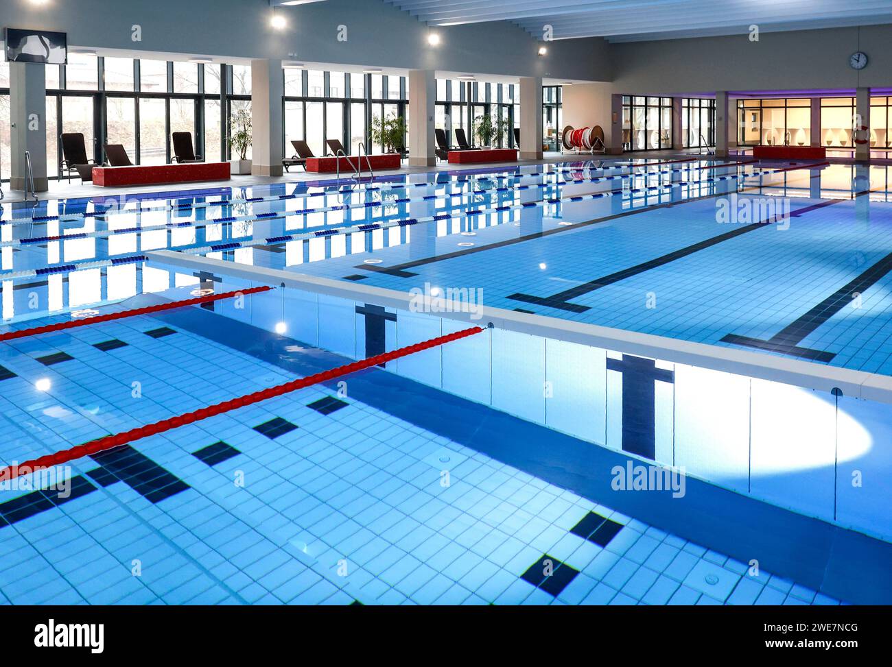 Swimming pool of the reopened Tiergarten municipal swimming pool ...