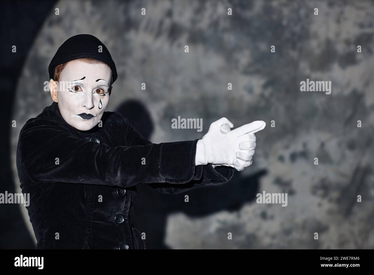 Silent pistol hi-res stock photography and images - Alamy