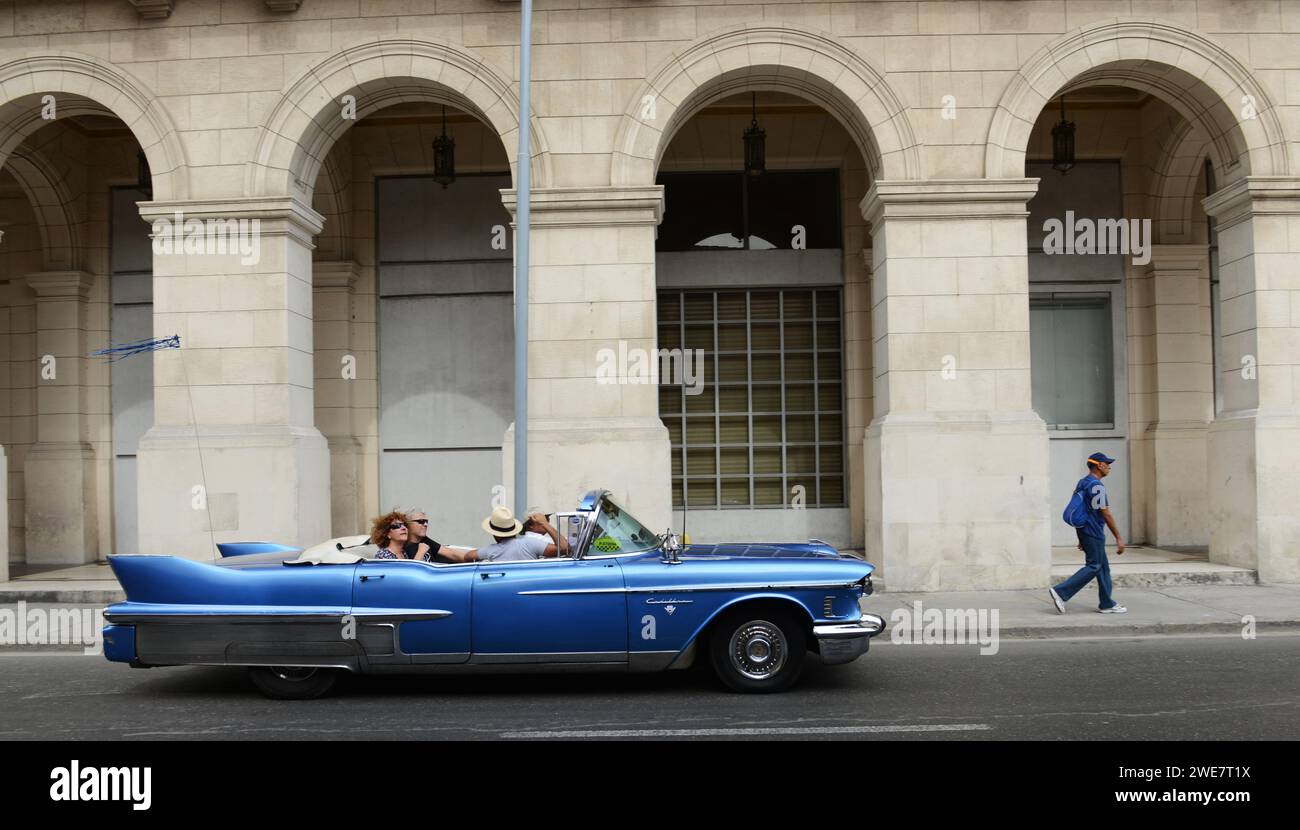 Cadillac eldorado havana cuba hi-res stock photography and images - Alamy
