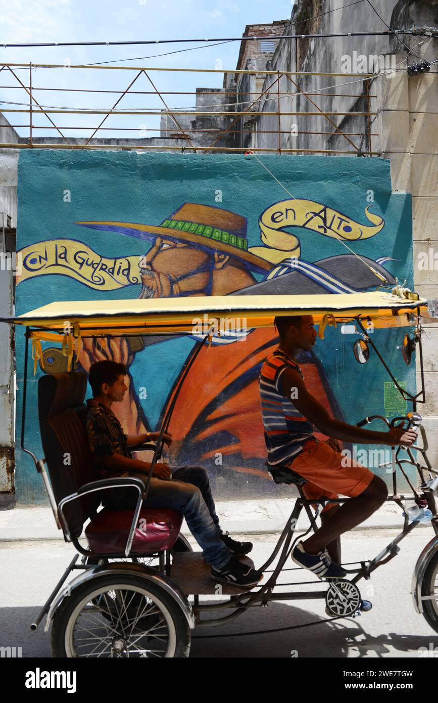 Old havana cuba mural hi-res stock photography and images - Alamy