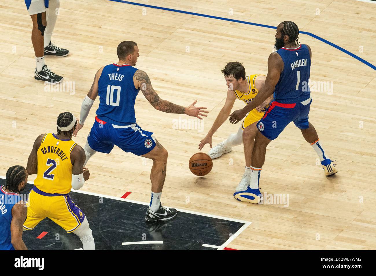James harden clippers hi-res stock photography and images - Alamy