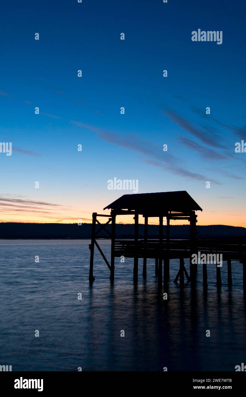 Pier at Nisqually Reach Nature Center, Luhr Beach Boat Launch Water ...