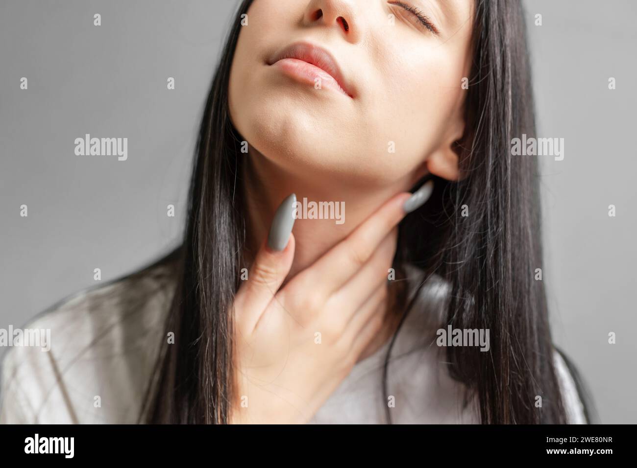 Neck look up model hi-res stock photography and images - Alamy