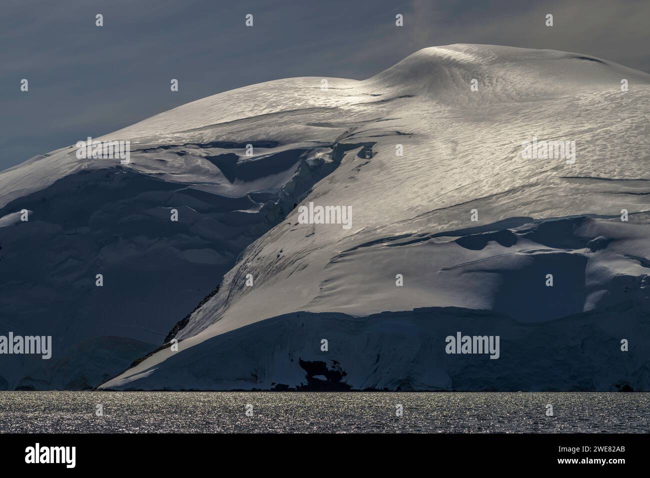 The glacial sceneray surrounding Mikkelsen Harbour, Antarctica Stock ...