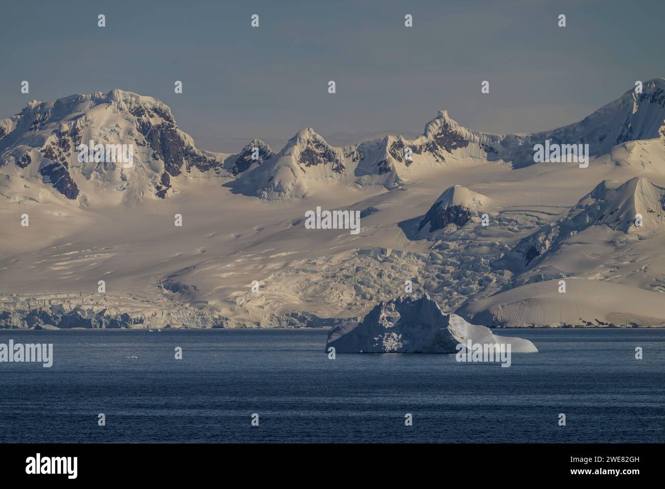 The glacial sceneray surrounding Mikkelsen Harbour, Antarctica Stock ...