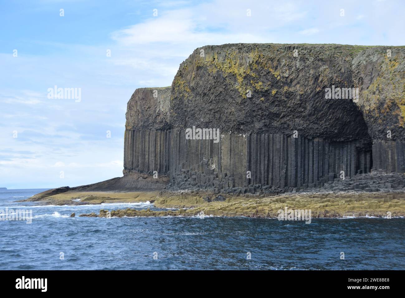 Fingal’s cave on the isle of staffa hi-res stock photography and images ...