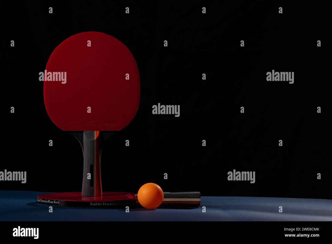 tabel tennis black background Stock Photo - Alamy