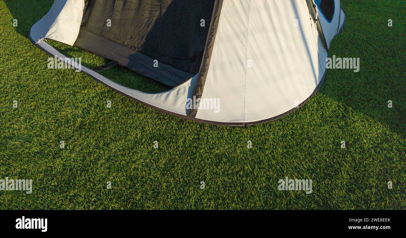 Iglu tents hi-res stock photography and images - Alamy