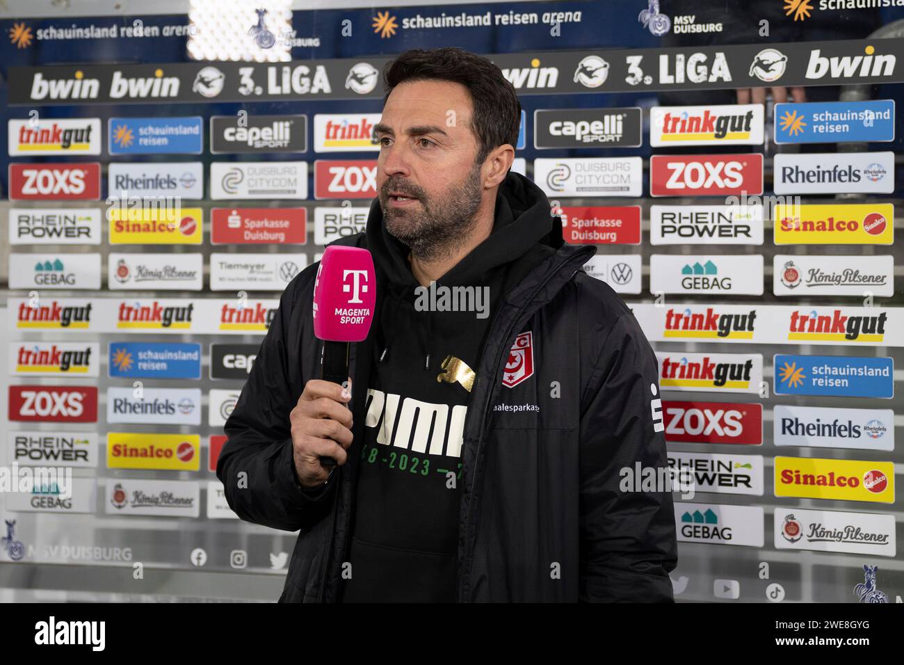 Duisburg, Deutschland. 23rd Jan, 2024. Sreto Ristic (Hallescher FC ...