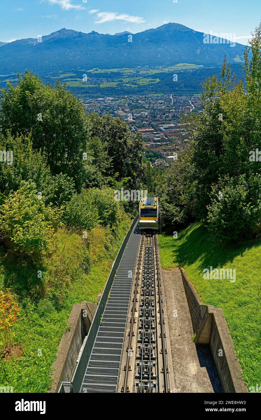Hungerburgbahn, Station Hungerburg, Panoramablick, Innsbruck Stock ...