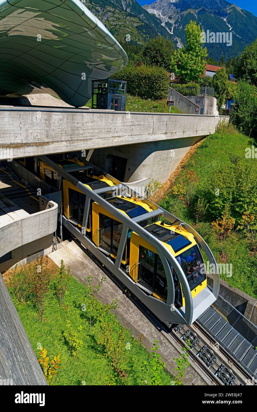 Hungerburgbahn, Station Hungerburg Stock Photo - Alamy