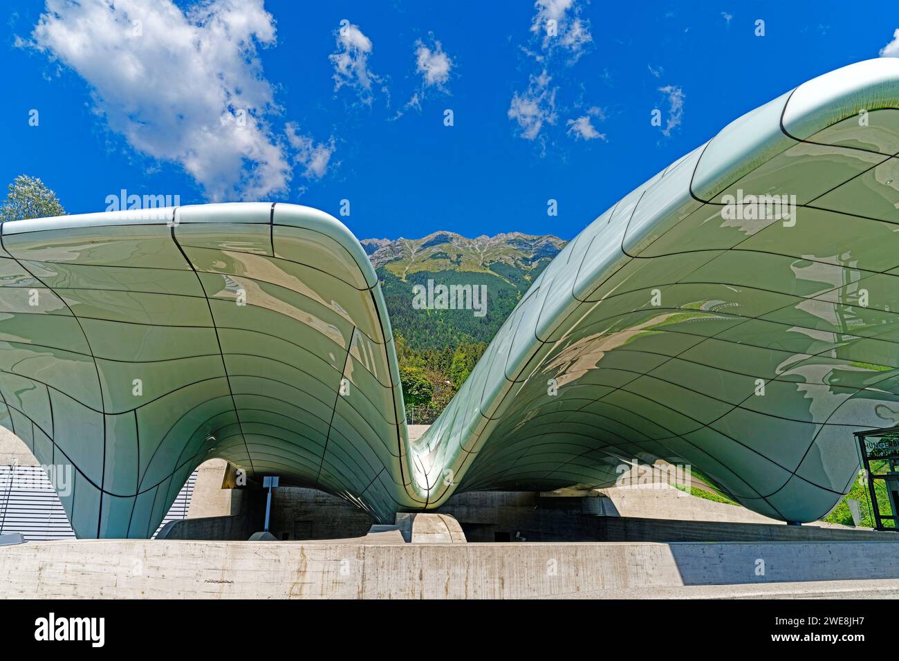Hungerburgbahn station hi-res stock photography and images - Alamy
