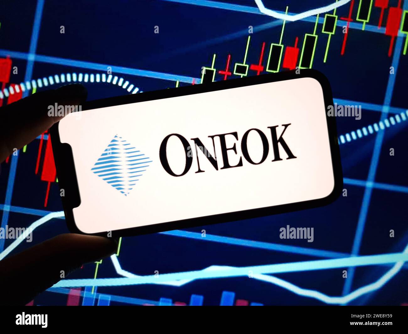Konskie, Poland - January 23, 2024: Oneok company logo displayed on mobile phone screen Stock ...