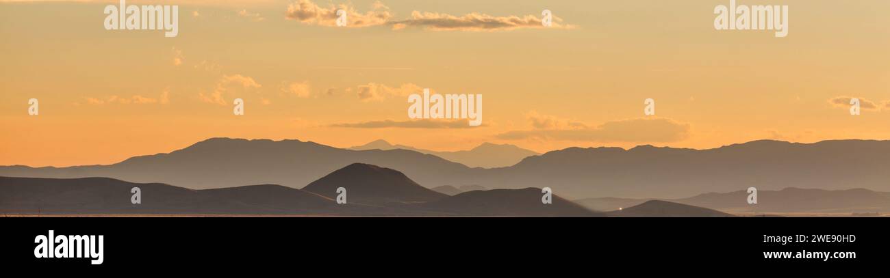 American landscapes- prairie and cliffs, Utah, USA Stock Photo - Alamy